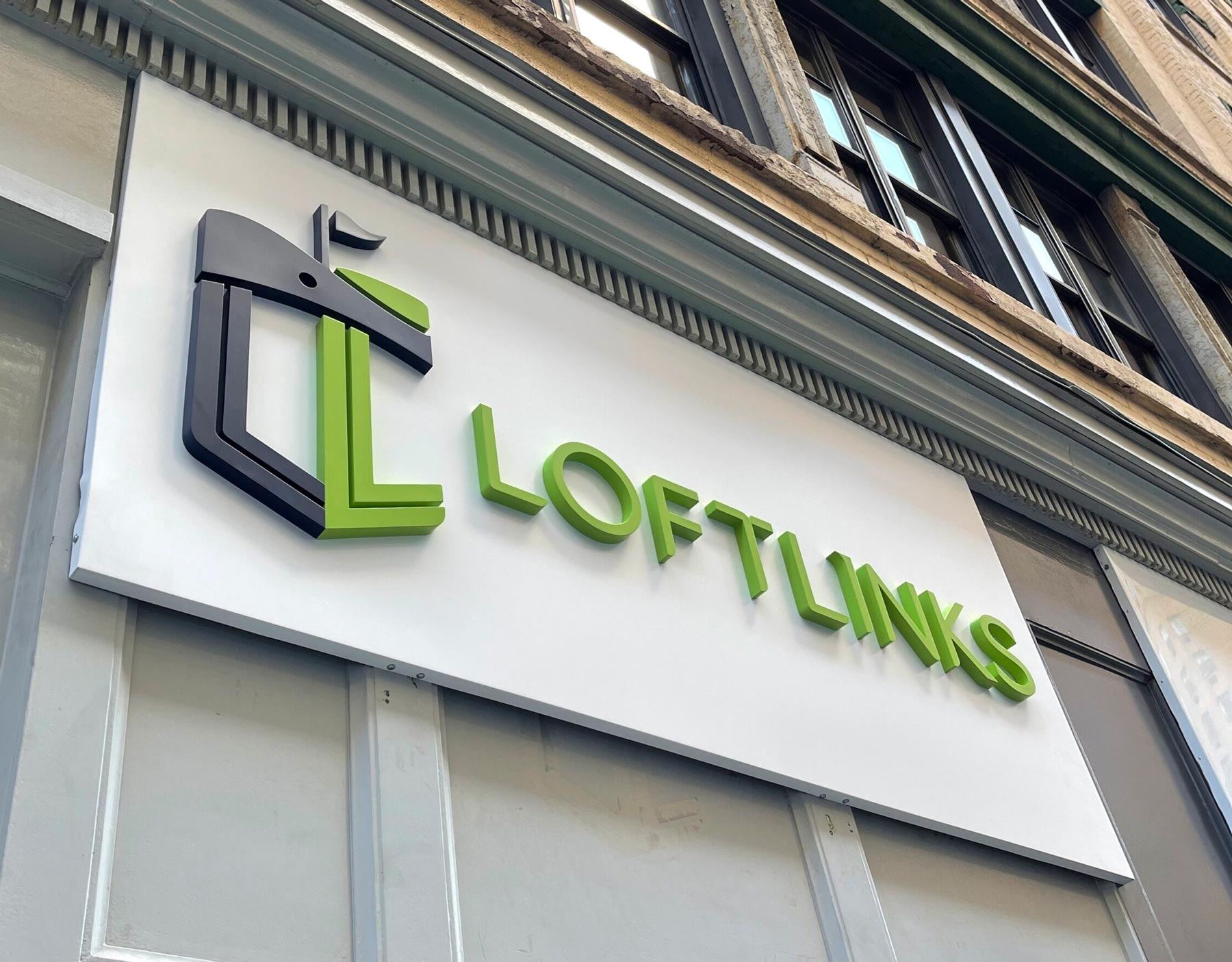 Loftlinks: The Best Golf Simulator in NYC